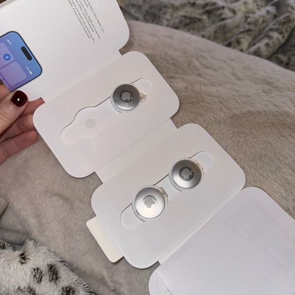 Apple | Cell Phones & Accessories | Pack Of 3 Apple Air Tags New | Poshmark